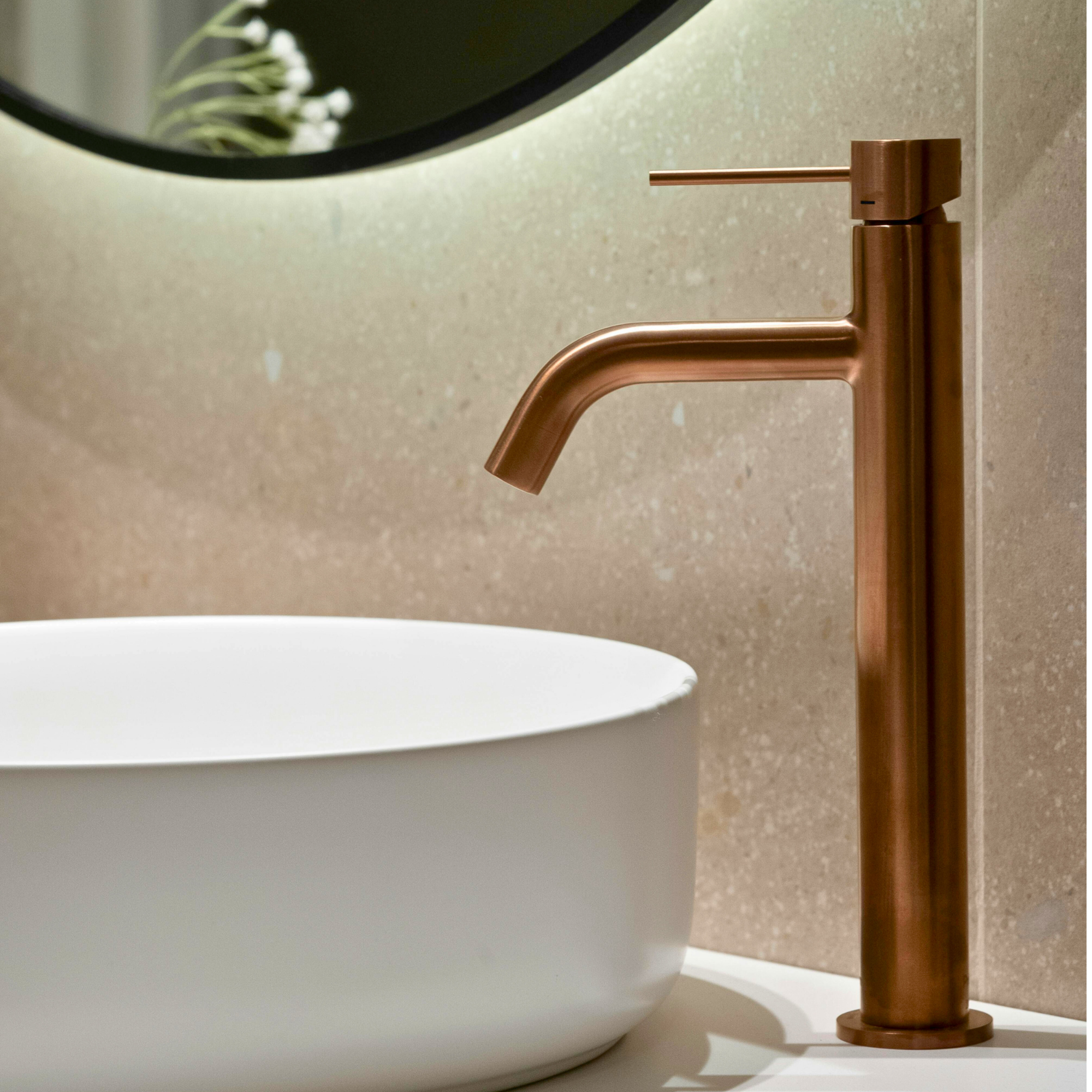 Basin Taps & Mixers – Universal Bathrooms